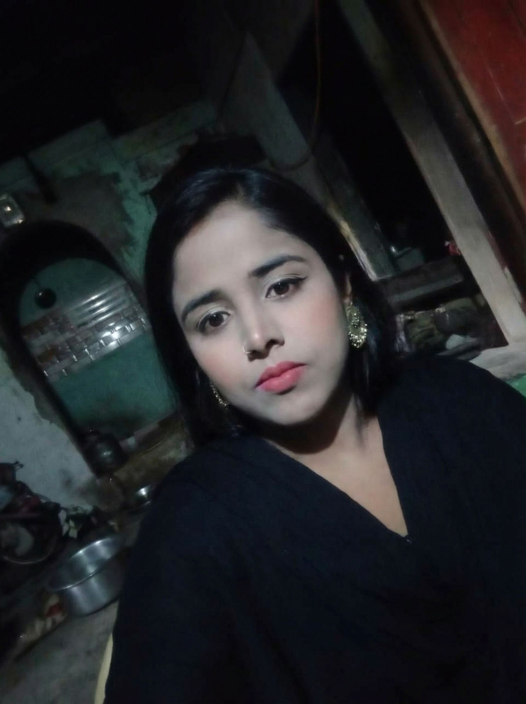 Nano Banana prompt: Clothes remove