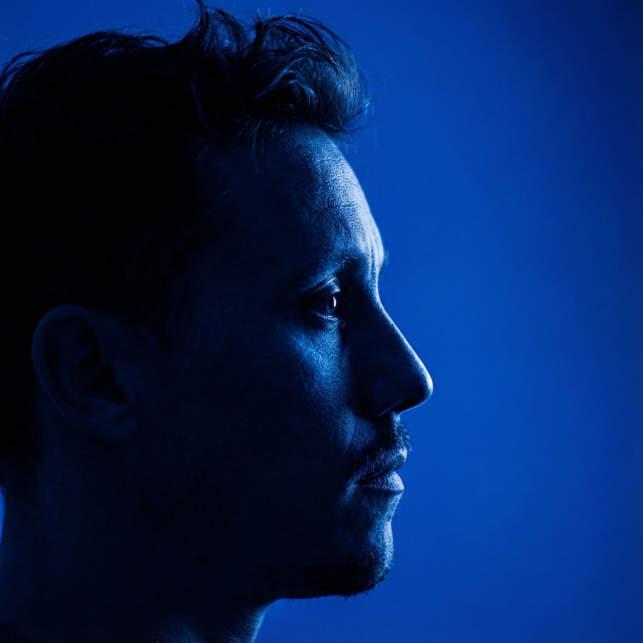 Nano Banana prompt: photography, front, gaze, portrait, c...