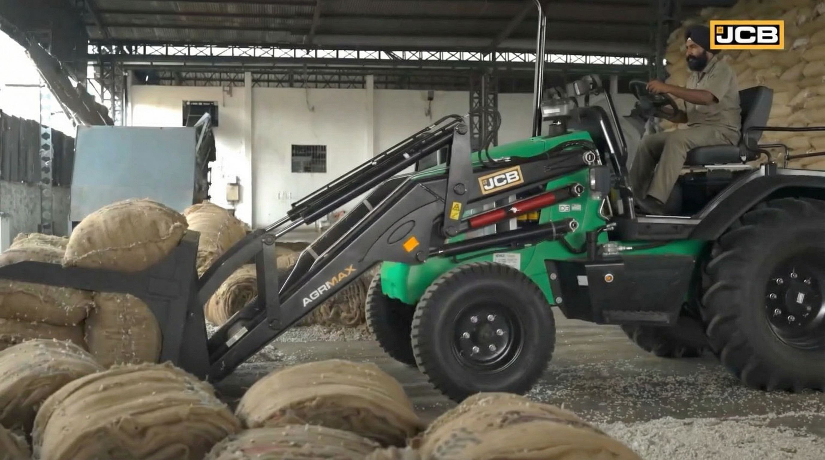 Nano Banana prompt: I want to create a image of warehouse...